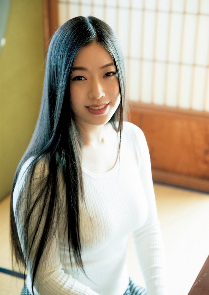 小田飛鳥 Iカップおっぱいの爆乳ヘアヌード画像293枚！